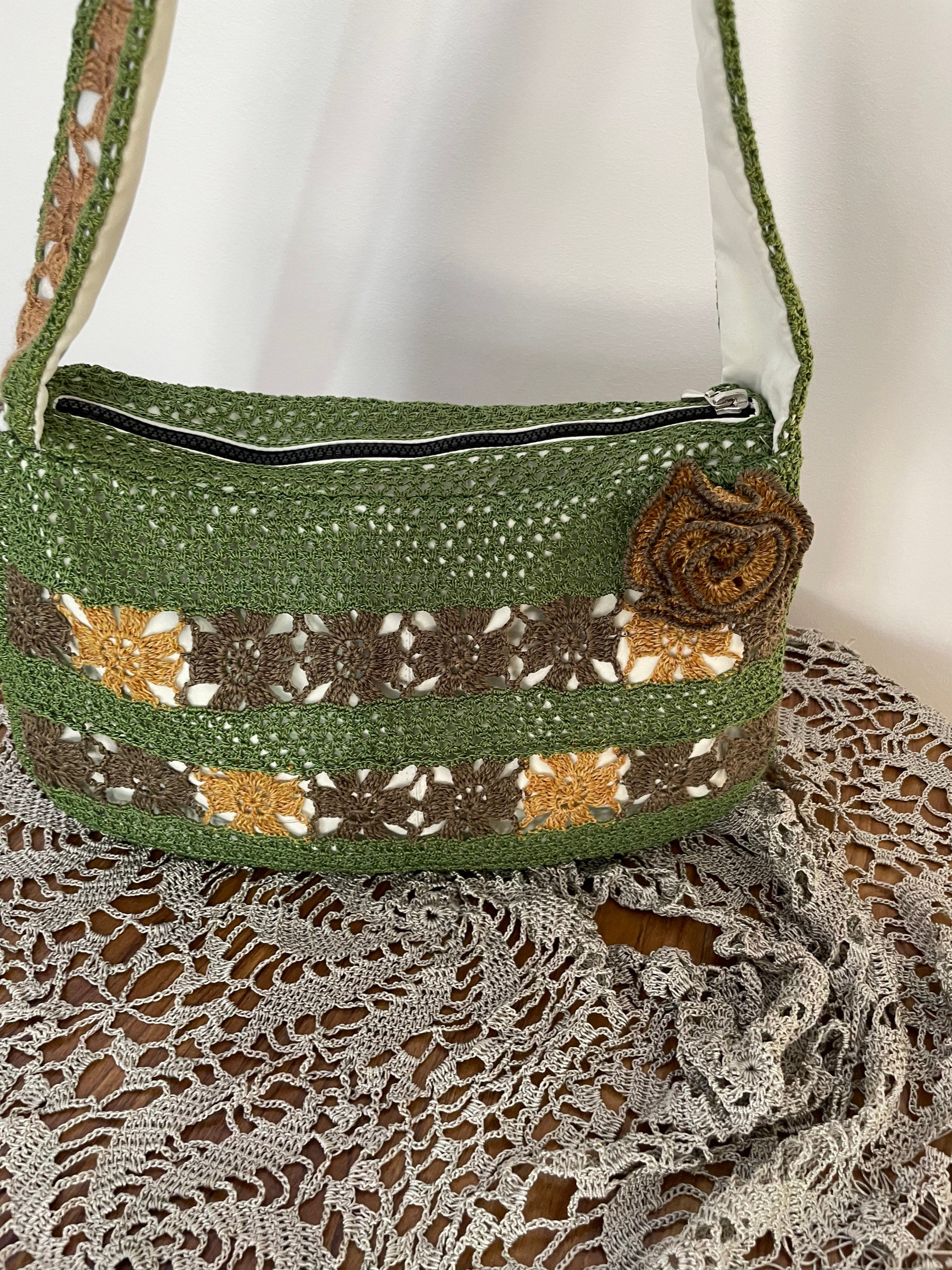 Green Elegant Crouched Flower Bag - Etsy