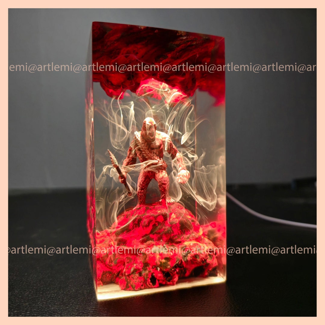 Skar King Figure, Skar King Lamp, Diorama Monster, the New Em.pire ...