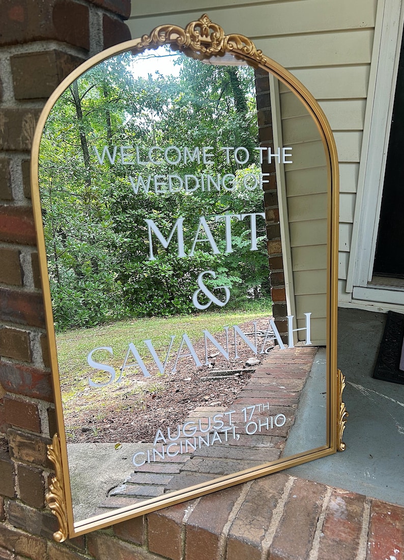 Gold Arch Wedding Welcome Mirror Sign: Personalized Elegant Decor - Etsy