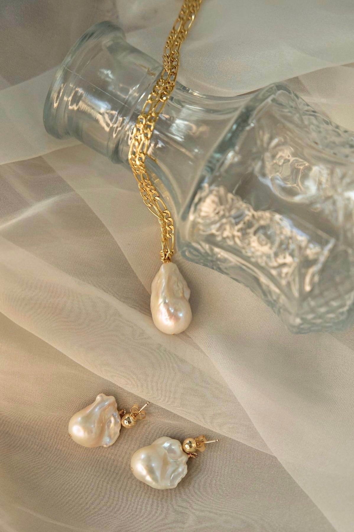 Bella Pearl Necklace - Etsy