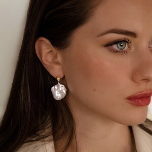 Bella Pearl Necklace - Etsy