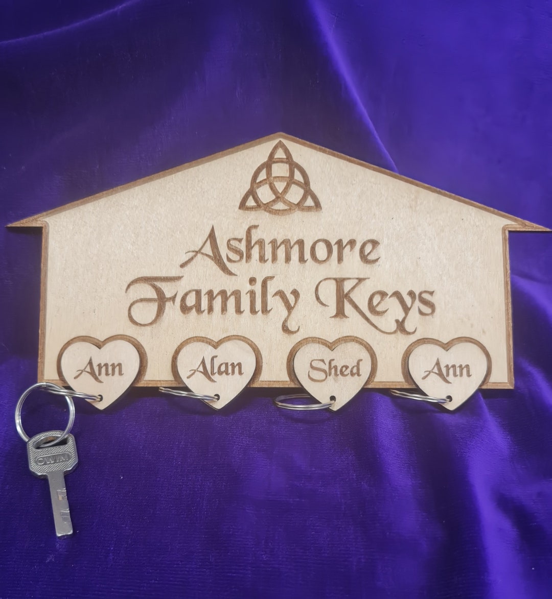 Key Ring Storage With Triquetra, Key Ring, Heart Shaped Key Holder ...