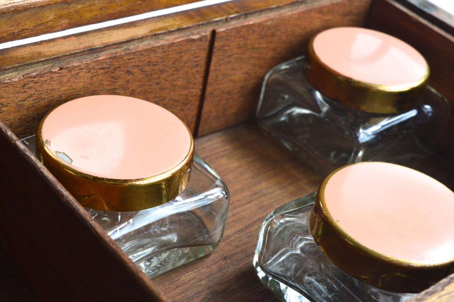 Vintage Sirram Vanity Box Toiletry Storage 3 Perfume Bottles & Makeup ...