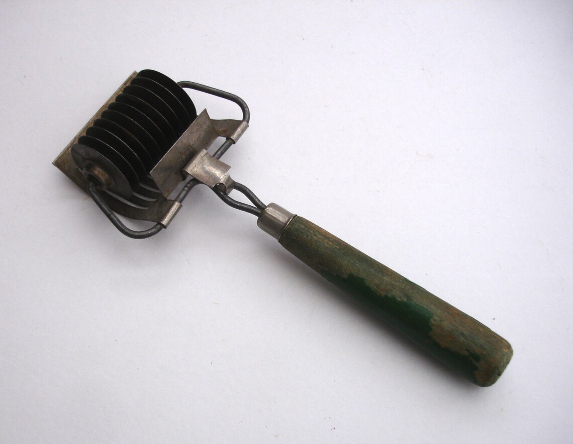 1950s Vintage Herb Cutter Vintage Pasta Cutter Vintage Kitchenalia ...
