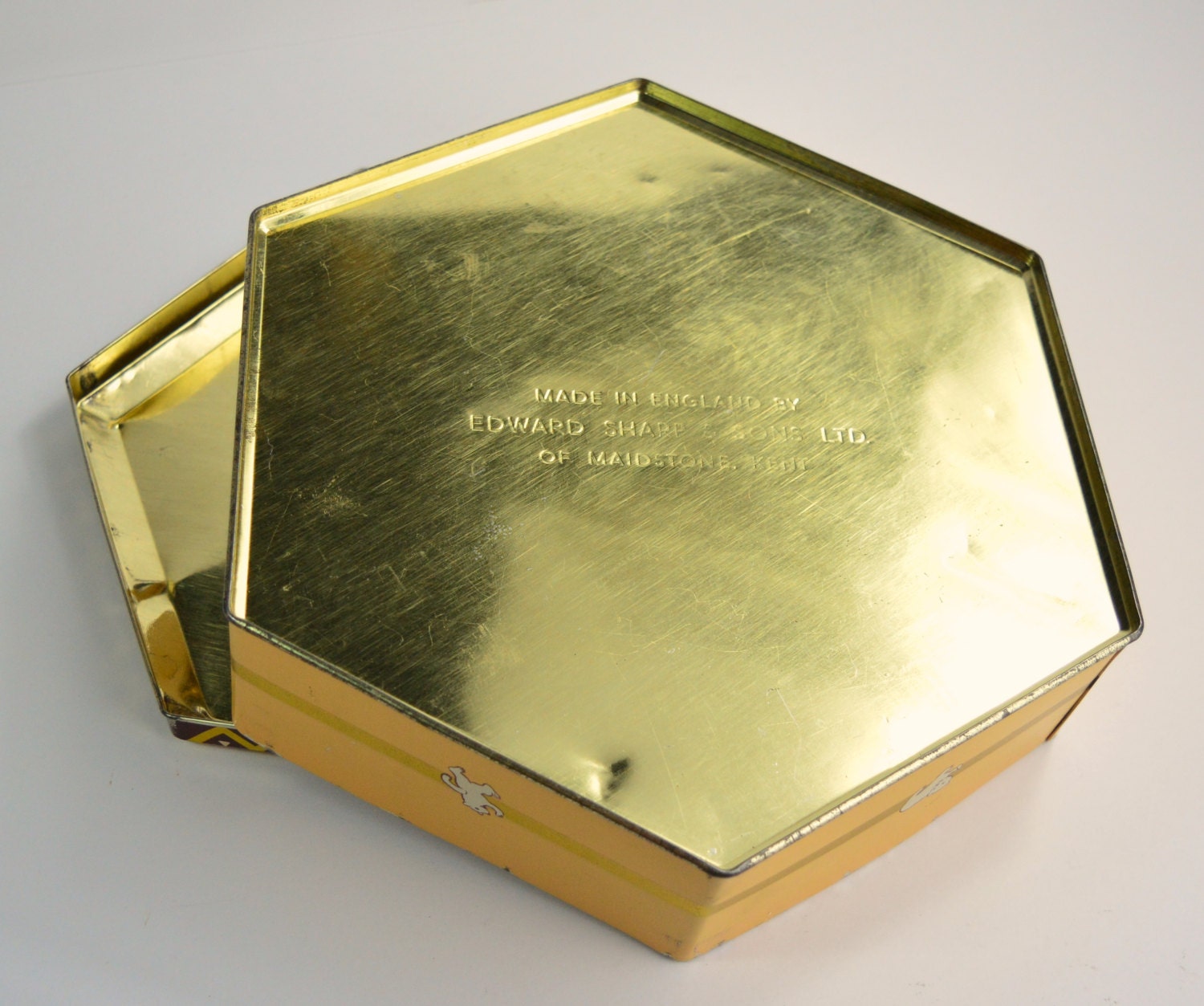 Vintage Tin Edward Sharp & Sons Ltd Maidstone Kent Vintage Biscuit Tin ...