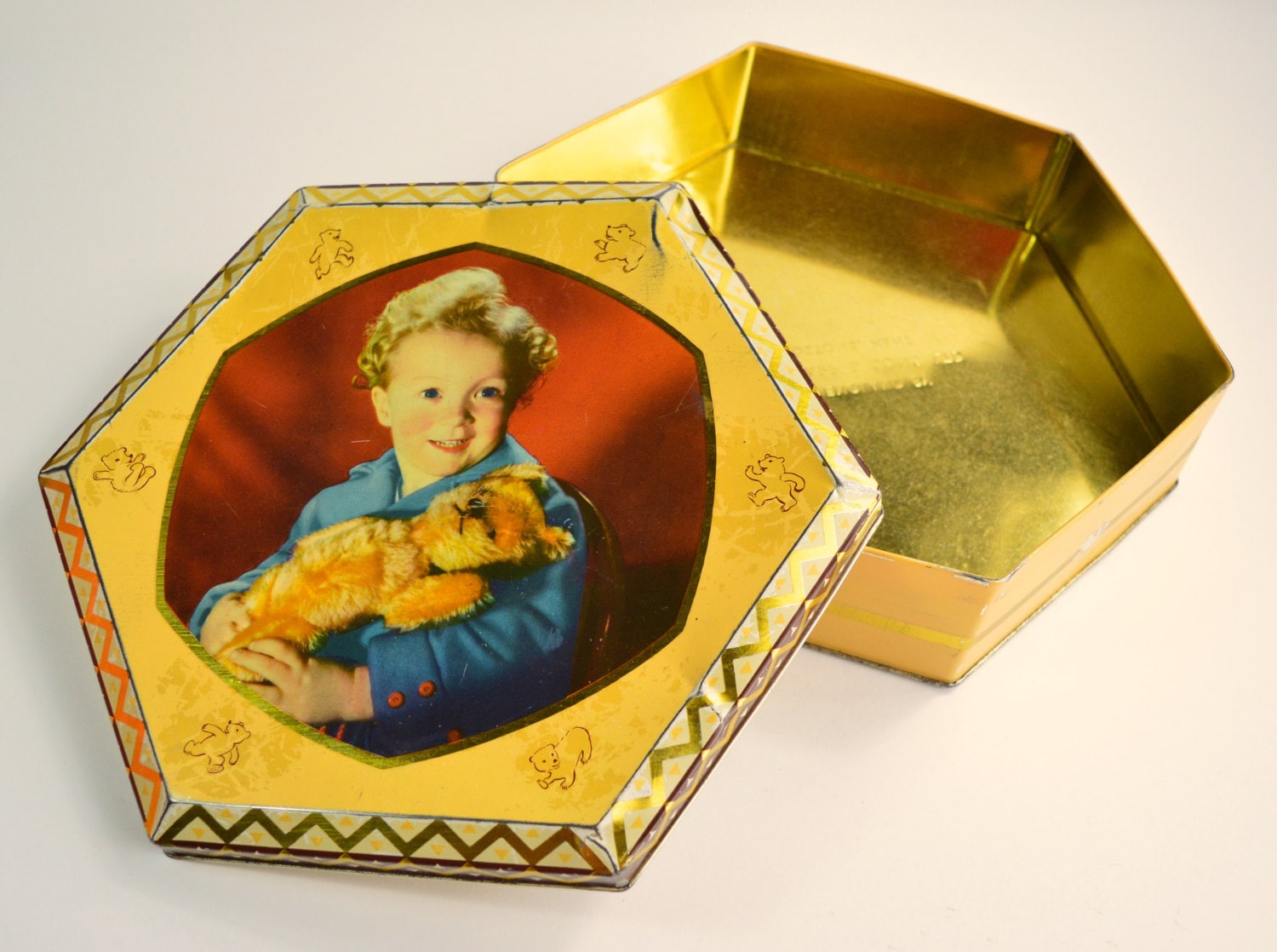 Vintage Tin Edward Sharp & Sons Ltd Maidstone Kent Vintage Biscuit Tin ...