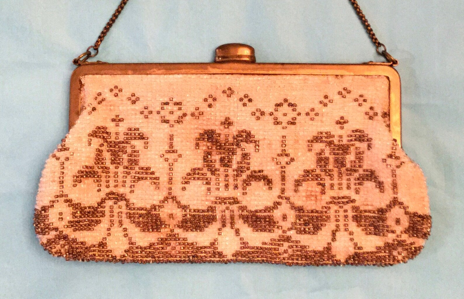 Late 1890s Victorian Antique White & Bronze Beaded Evening Purse With ...