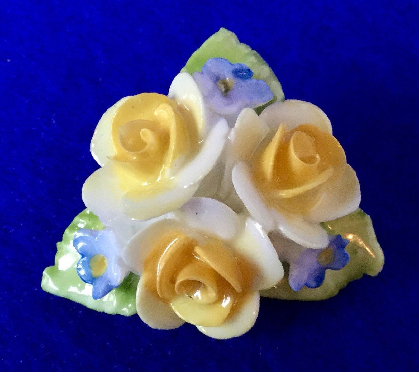 Stunning Vintage 1960s Coalport Bone China Brooch & Clip on Earrings ...