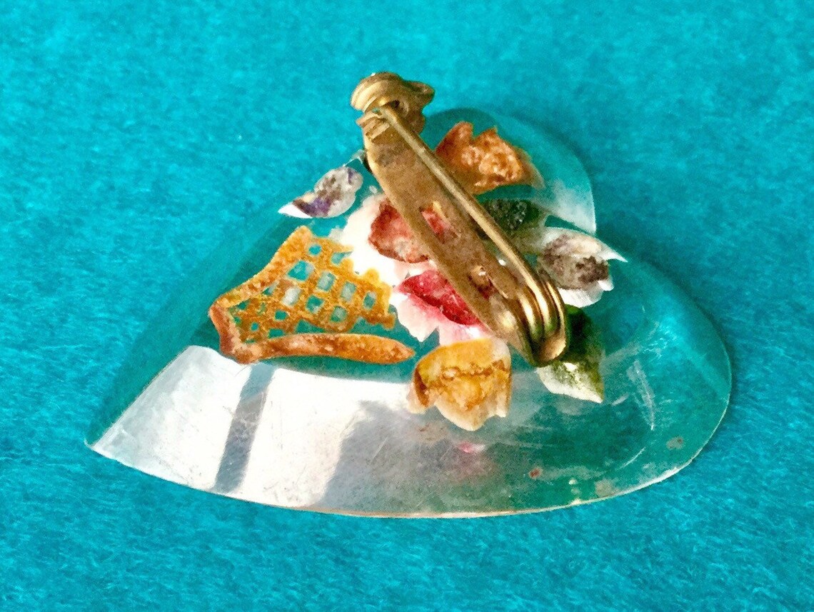 Reverse Carved Lucite Heart Brooch - Etsy
