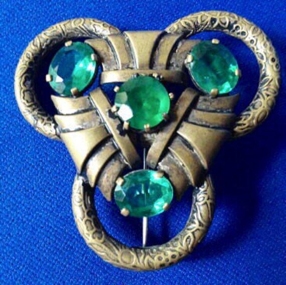 1920s Vintage Art Deco Emerald Green Glass Triangular… - Gem