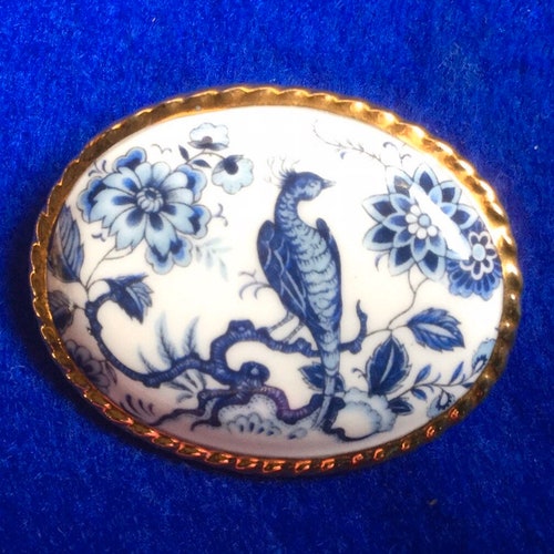 Beautiful Oval Aynsley Fine Bone China Brooch - Etsy