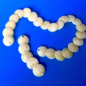 Vintage Pale Yellow , Flat , Poppit Beads - Etsy