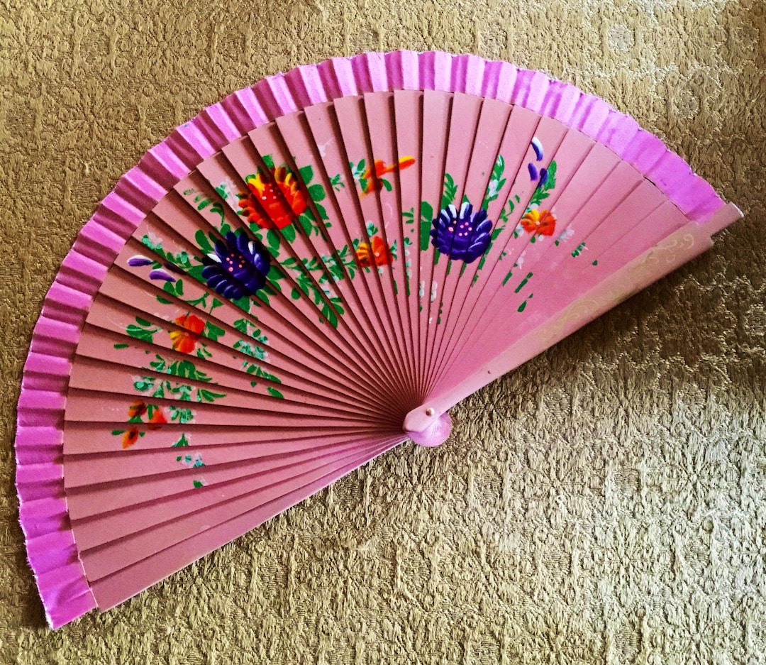 Vintage 1950s Hand Painted Fan - Exquisitely Painted Pink Fan With Red ...