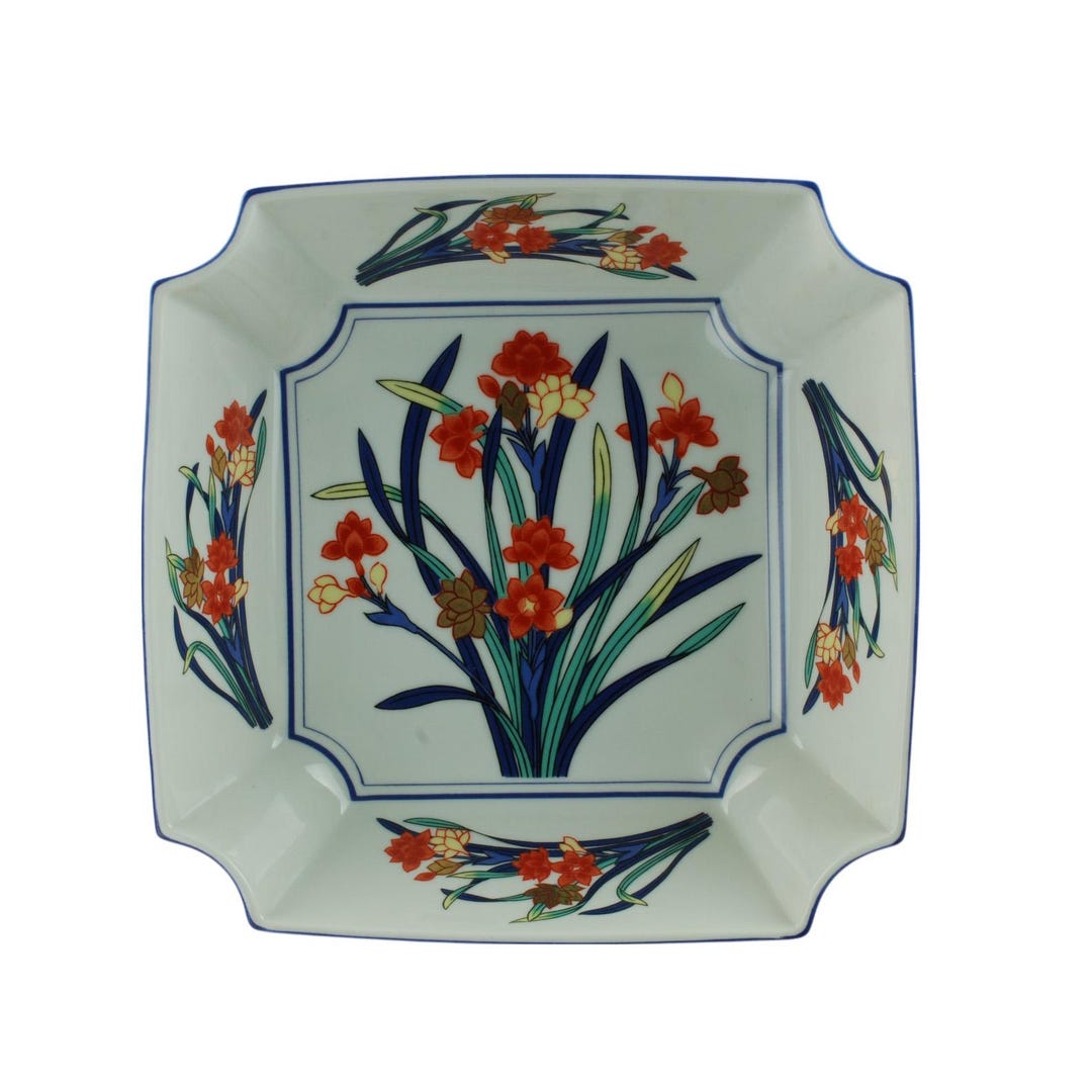 Vintage Tiffany and Co Freesia Pattern Gilded Porcelain Console Bowl 8. ...