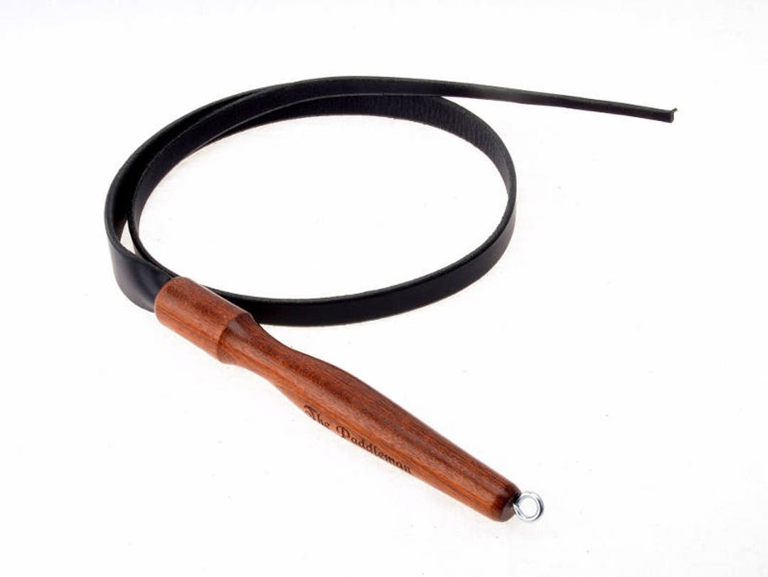 BDSM, BDSM Whip, Flogging and Spanking, Strap Flogger, Devils Kiss ...