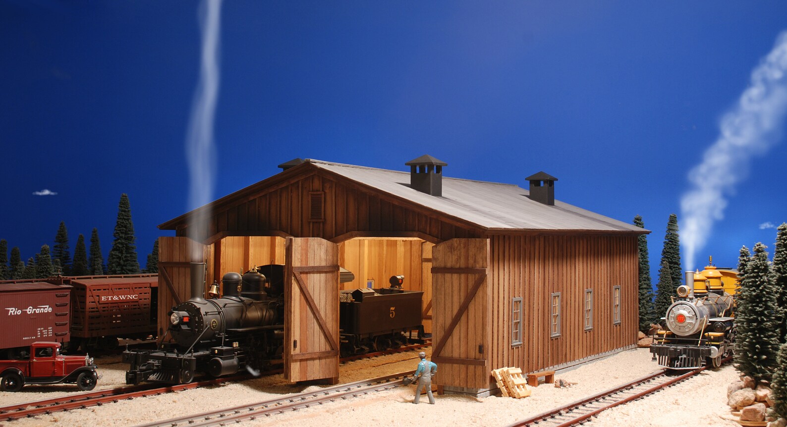 G SCALE GARDEN TRAIN Railroad Locomotive Shed Building for Use With Lgb ...