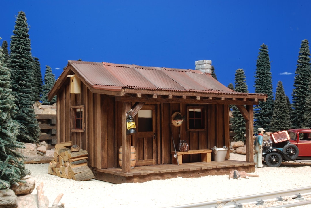 GARDEN RAILROAD TRAIN G Scale Locomotive House Shack Cabin for Use With ...