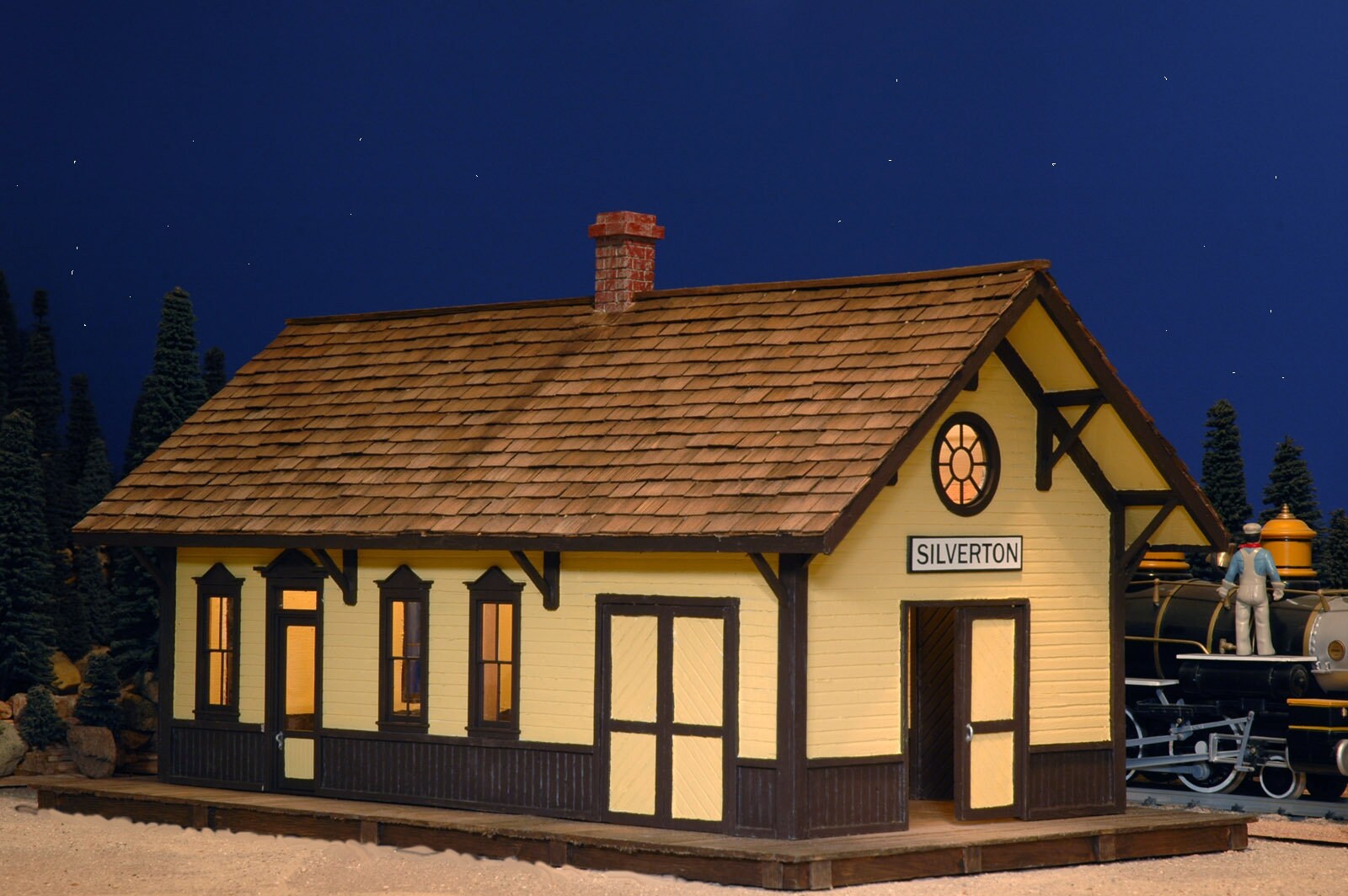 G SCALE PASSENGER DEPOT Building for Use With Lgb Accucraft Live Steam ...