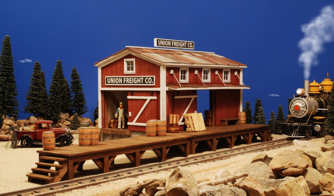 G SCALE Train BUILDING W/ Free Custom Name for Use With Aristocraft LGB ...