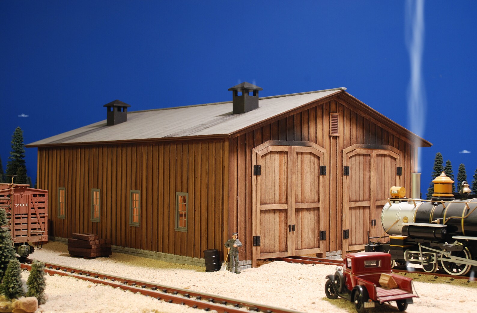 G SCALE GARDEN TRAIN Railroad Locomotive Shed Building for Use With Lgb ...