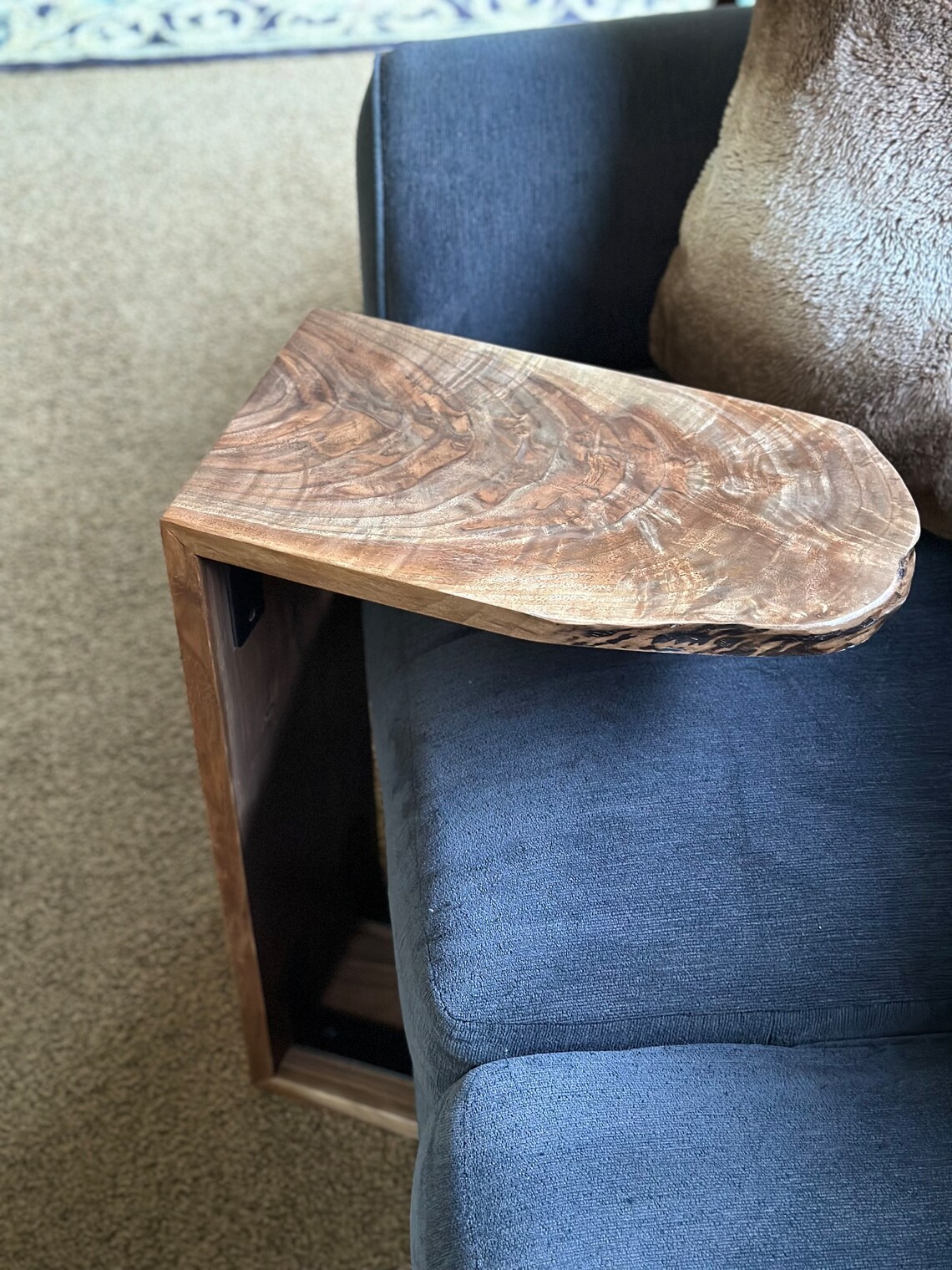 Waterfall C-shaped End Table/tv Table - Etsy