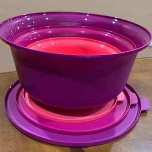 New Tupperware Aloha Bowl 3 Piece Set With Lids Includes 32 Cup 16 Cup ...