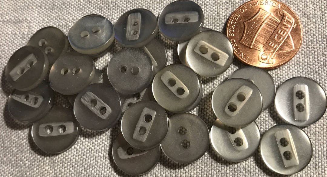 24 Pearlized Grey Plastic Buttons 12mm Almost 1/2" # 8276 - Etsy