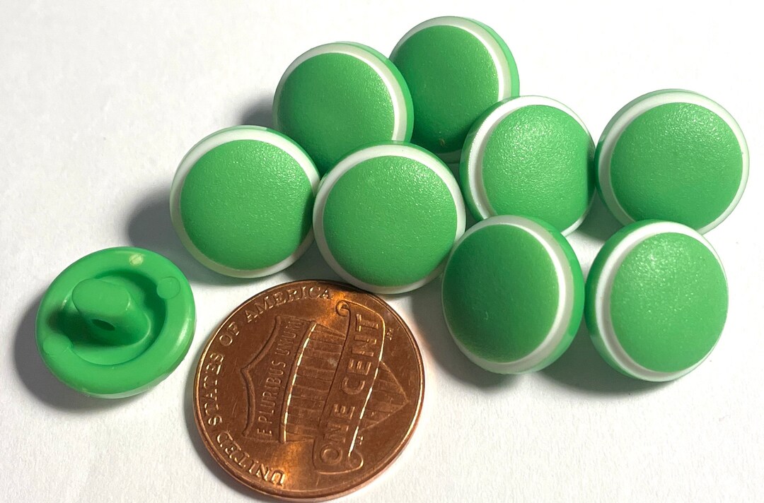 Set of 9 Vintage Green & White Plastic Shanks Buttons 13mm 1/2" 14749 ...