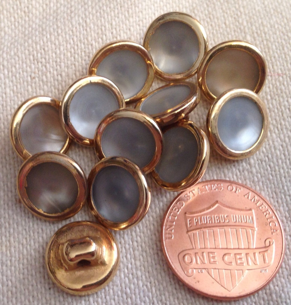 Lot of 12 Gold Tone Metal Back Faux MOP Front Buttons 7/16" 11.5 # 7107 ...