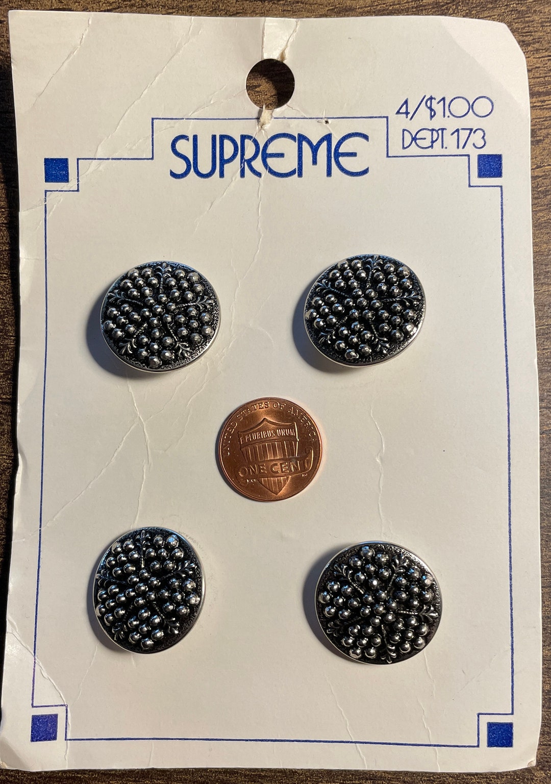 ONE Card 4 Buttons Supreme Antique Silver Tone Shank Metal 2-pc ...