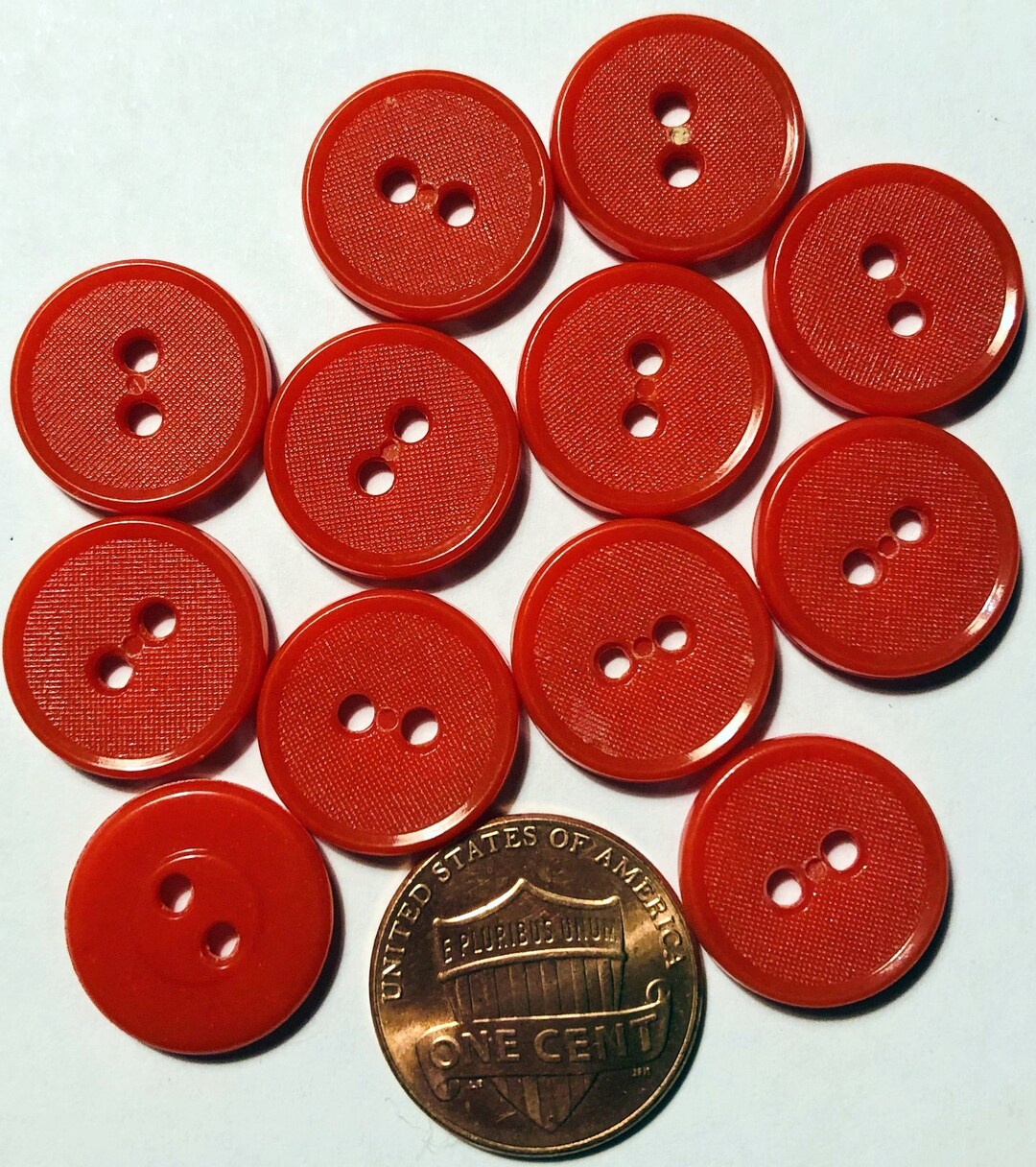 12 Rimmed Bright Red Plastic Sew-through 2-hole Buttons Glossy Rim Tiny ...