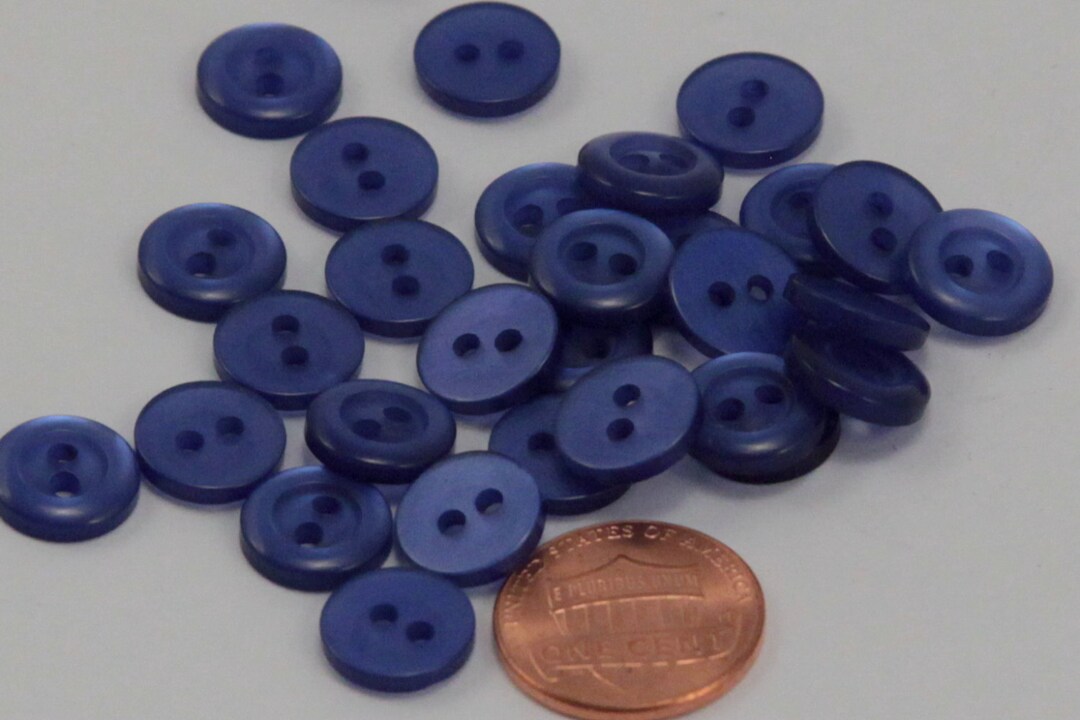 Lot of 24 Small Pearlized Deep Blue Plastic Shirt Buttons Sew-through 7 ...