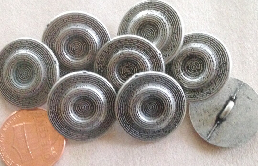 Lot of 8 Antiqued Silver Tone Metal Shank Buttons Black Accent 13/16 ...