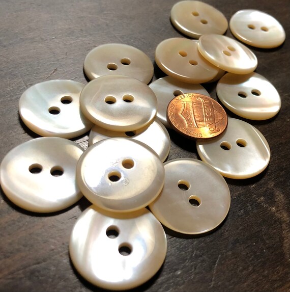 Buttons 5 Pcs Only Set of 5 Beautiful Iridescent Beige Natural Trocas ...