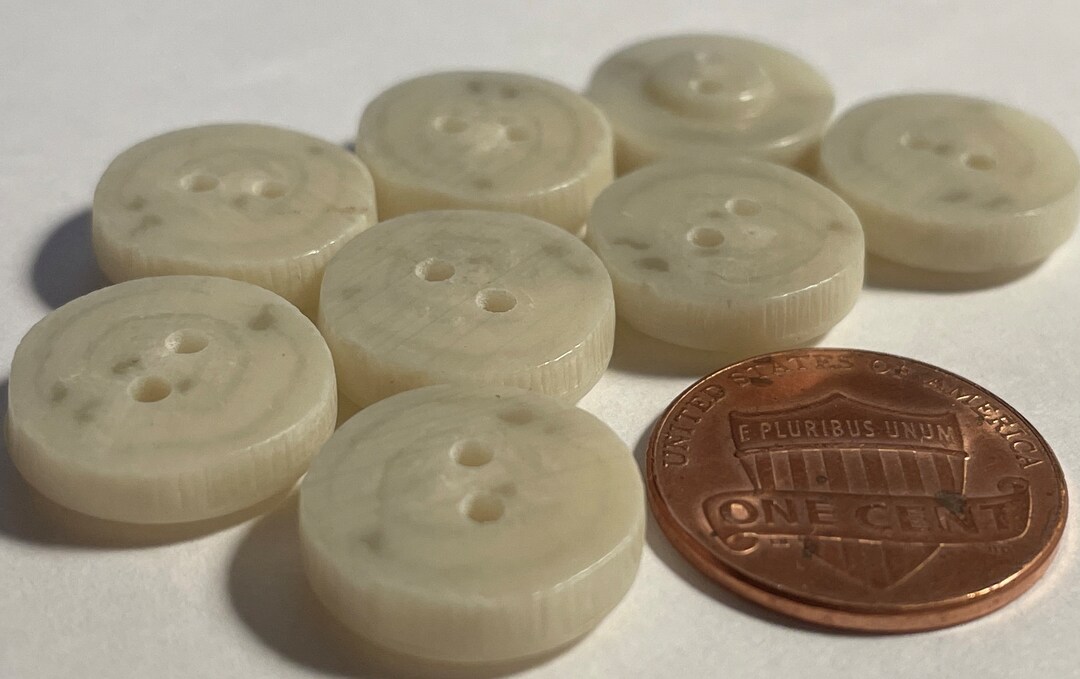 Set of 8 Thick Beige Gray PLASTIC 2-hole Sew-through Buttons 14.5mm 9/ ...