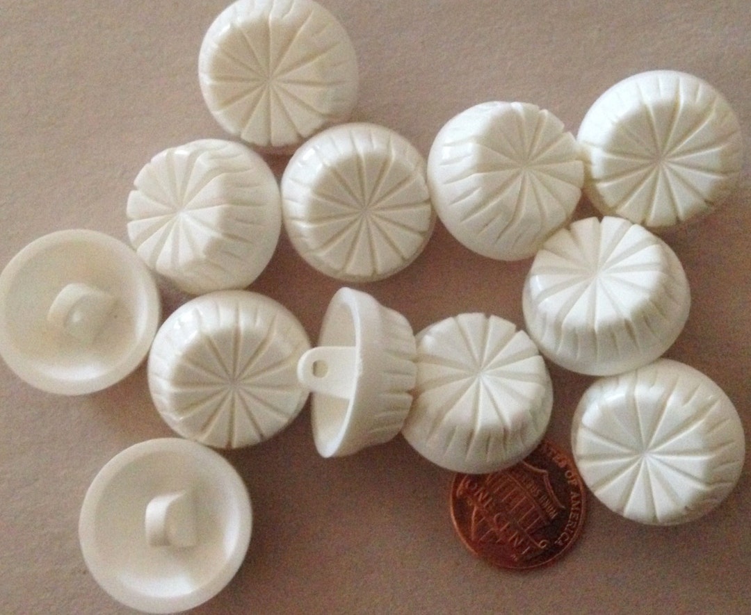 Lot of 12 Thick White Plastic Shank Buttons 7/8" 22.5mm # 7235 - Etsy