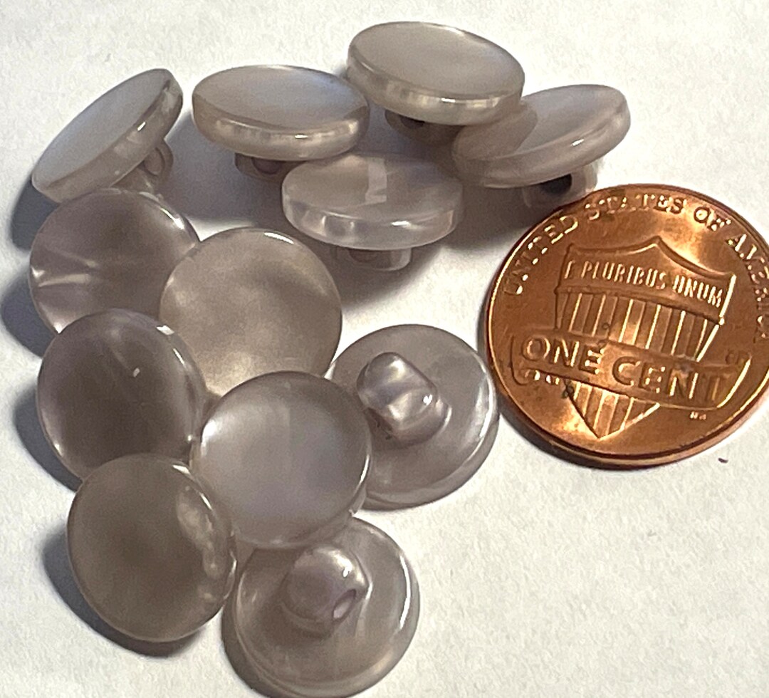 12 Small Vintage Flat Top Pearlized Gray Plastic Shank Buttons 7/16 ...