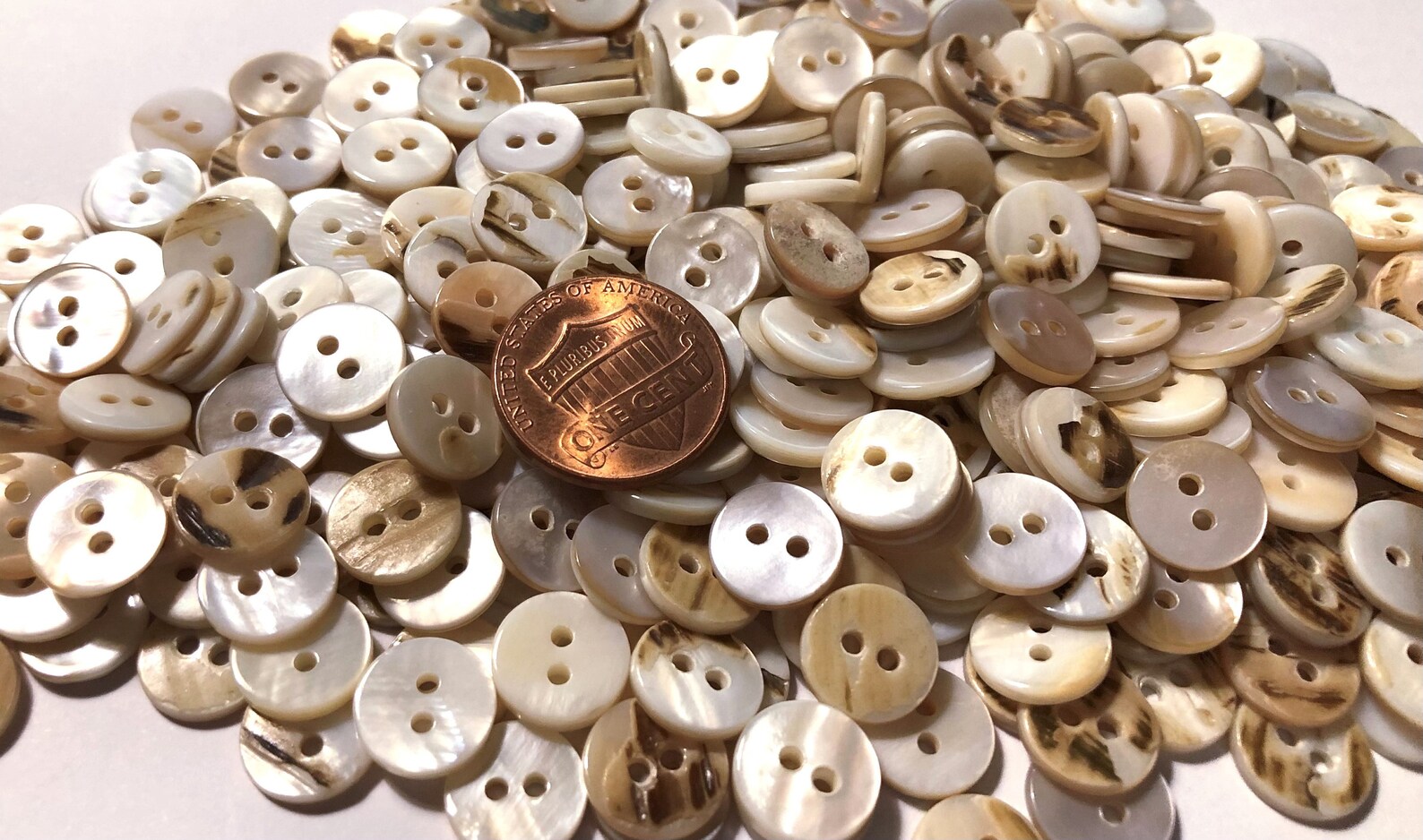 8 Pcs ONLY Set of 8 Beautiful Tiny Small Iridescent Creamy - Etsy