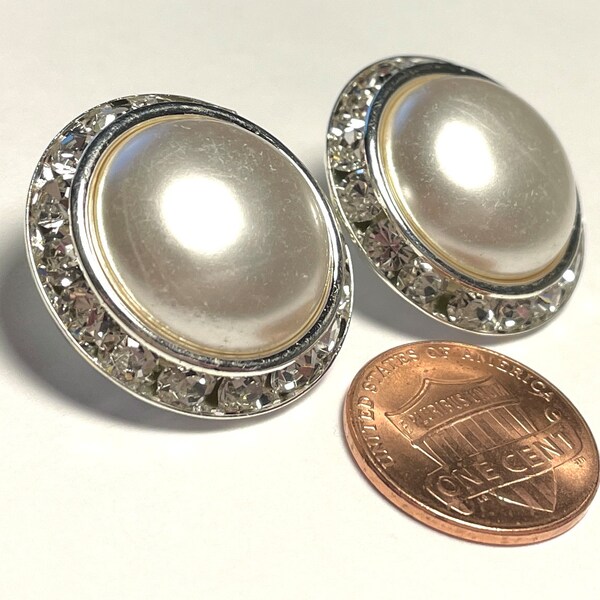 Two Tone Buttons - Etsy