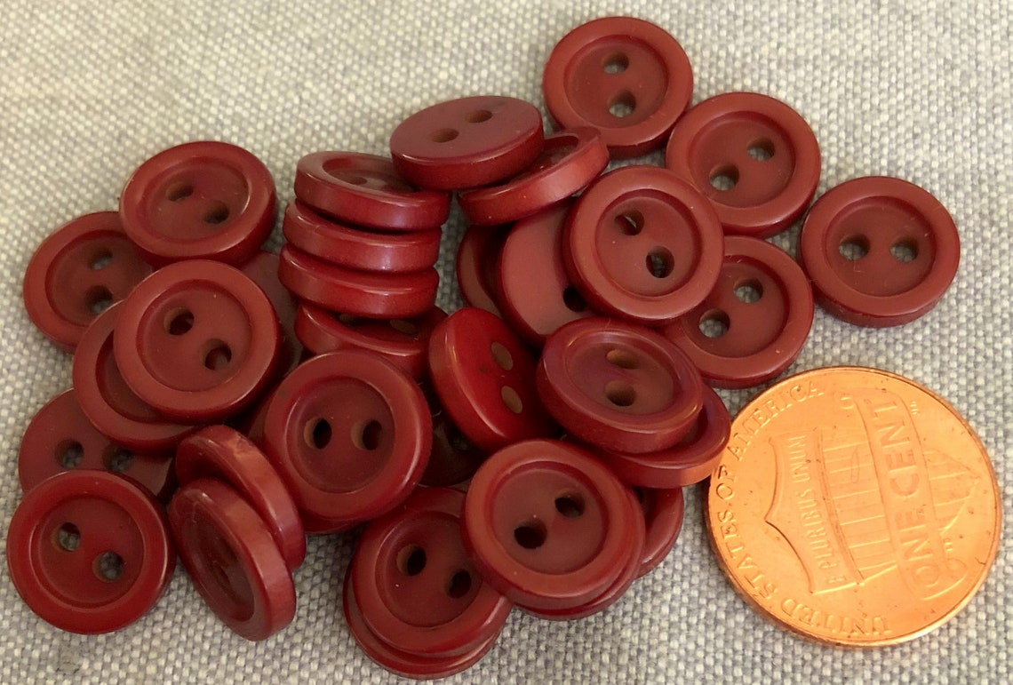 24 Small Maroon Plastic Buttons 2-hole Sew-through 7/16 | Etsy