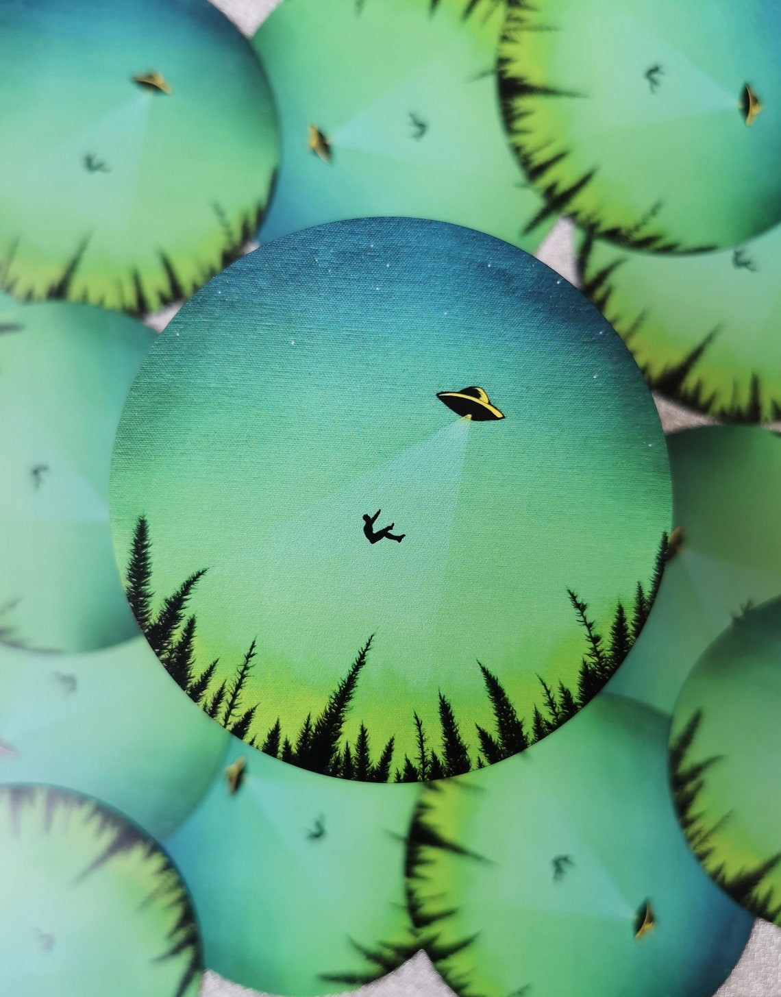 UFO Magnet Alien Magnet UFO Art Fridge Magnet Vinyl Cut - Etsy