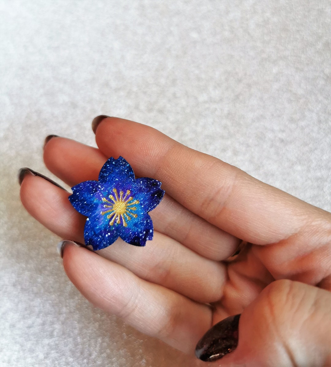 Flower Wooden Pin, Wood Pushback Pin, Floral Pin, Wooden Lapel Pin ...