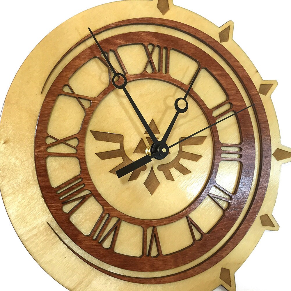 Legend of Zelda Crescent Clock - Etsy Canada