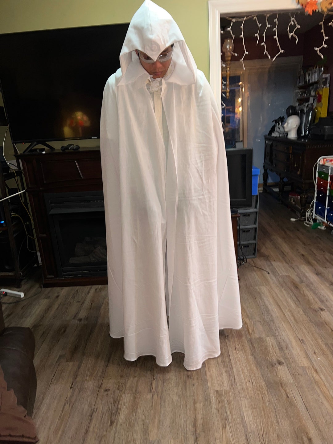 White Cotton Cloak With Pointed Hood - Etsy