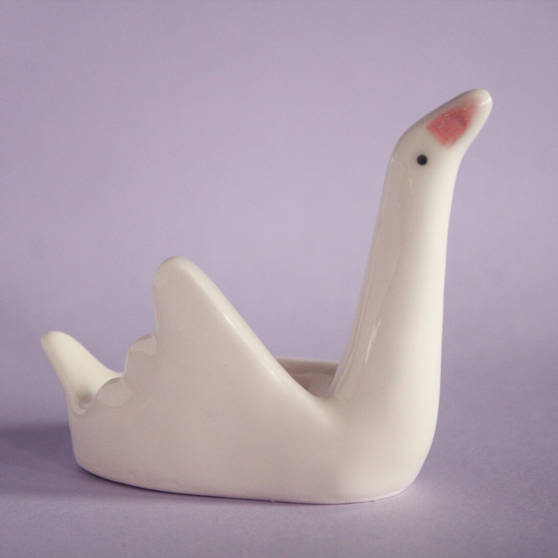SWAN RING HOLDER /Porcelain Swan Ring Dish / Jewelry Holder / | Etsy