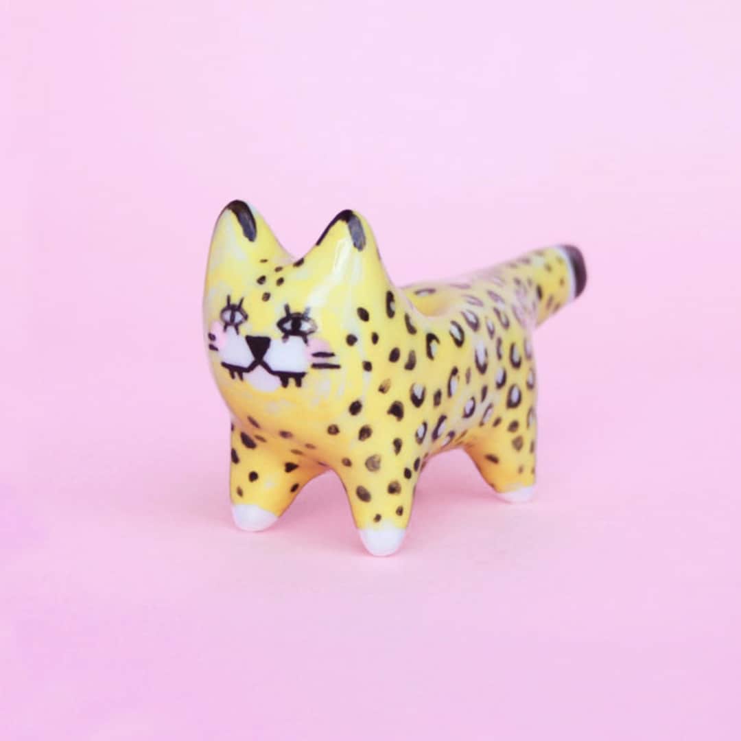 Leopard Pipe / SIAMESE TWIN STUDIO / Figural Cat Pipe / Ceramic Pipes ...
