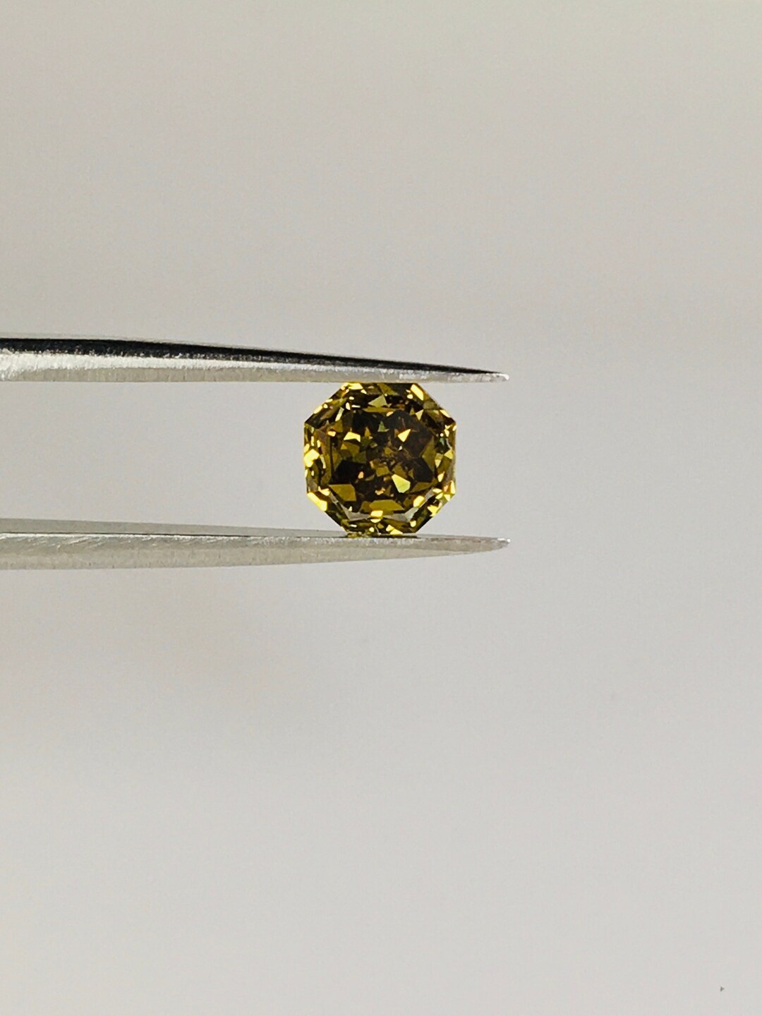 Flanders Cut .62 Carat Diamond Natural Fancy Olive Green - Loose ...