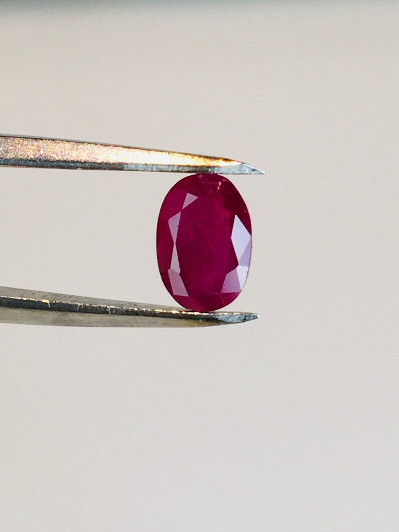 0.98 Carat Natural Burmese Ruby Oval Shape • 100% Genuine Ruby • July ...