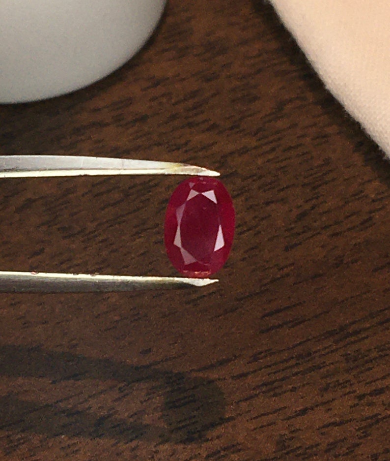 0.98 Carat Natural Burmese Ruby Oval Shape • 100% Genuine Ruby • July ...