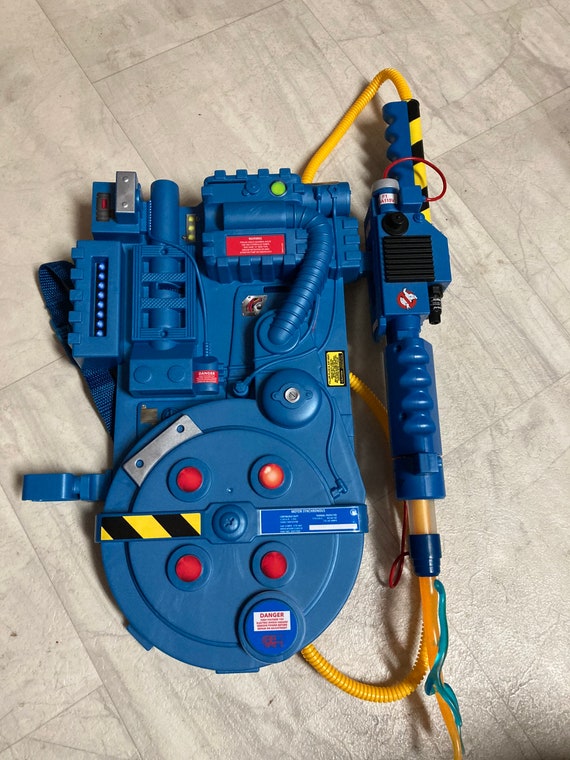 Incredible Mod Turns Ghostbusters Proton Pack Toy Into A, 57% OFF